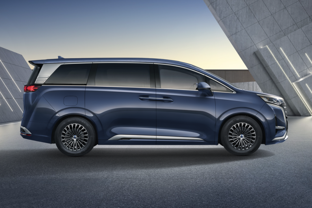 电动化，能救 MPV？ - 42 号车库